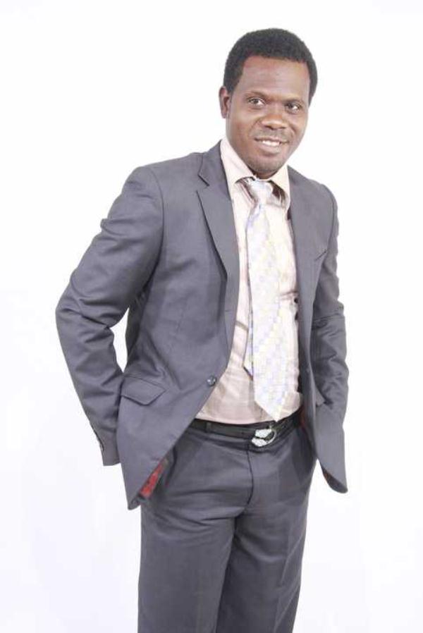 Top Actor Eniola Olaniyan Steps Up 