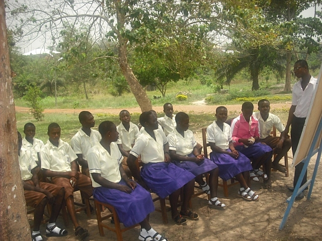 S.H.S STUDENTS STILL GO TO CLASSES UNDER TREES IN ASHANTI REGION