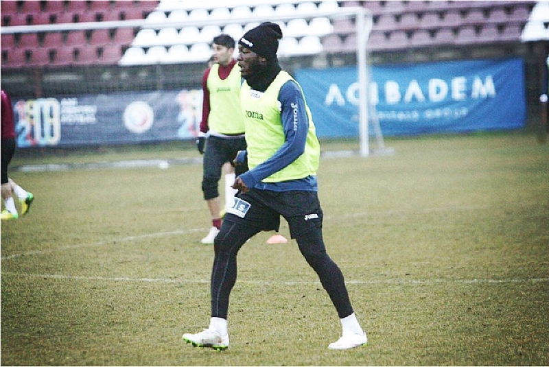 Ghanaian midfielder Muniru Sulley remains positive despite CFR Cluj's ...