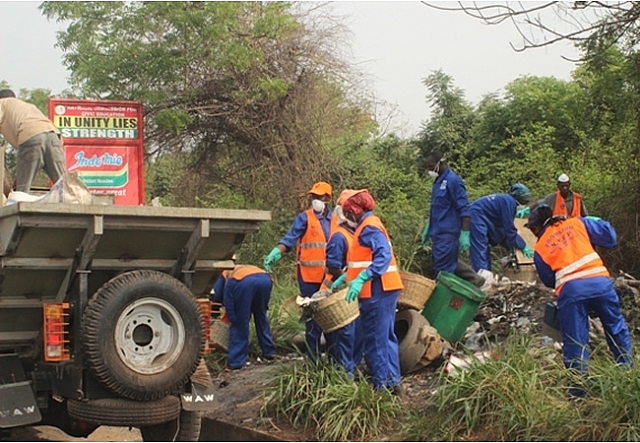 AMA, Zoomlion organise 'emergency clean-up' in Accra