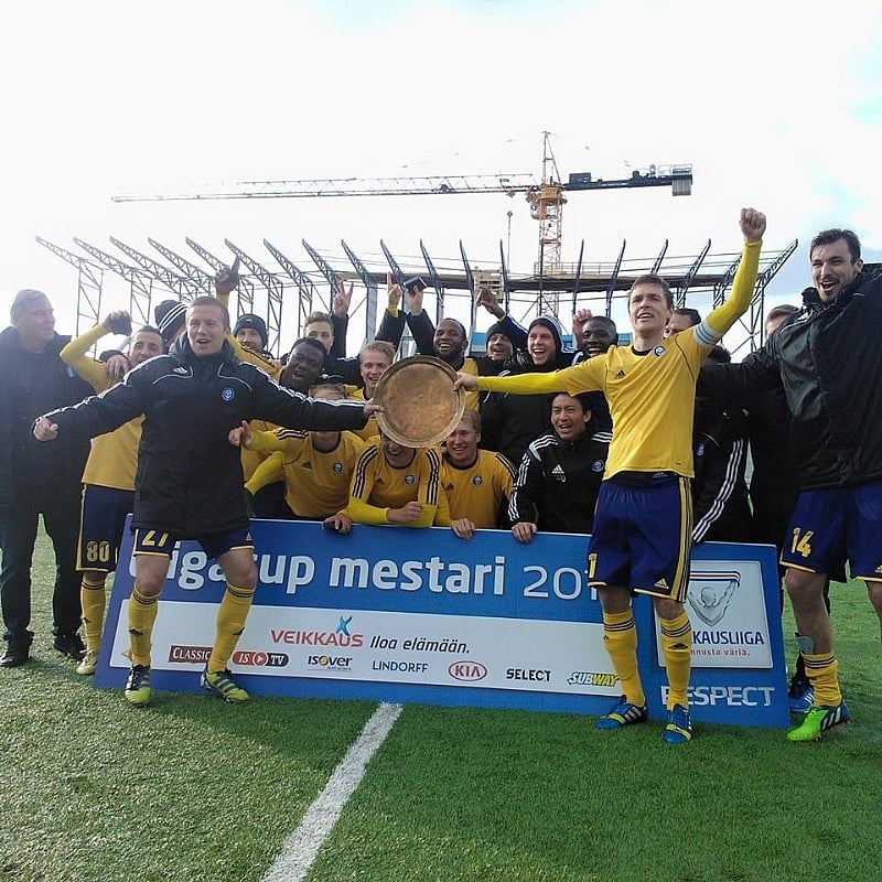 Gideon Baah: Ghanaian defender wins first trophy of the season in Finland