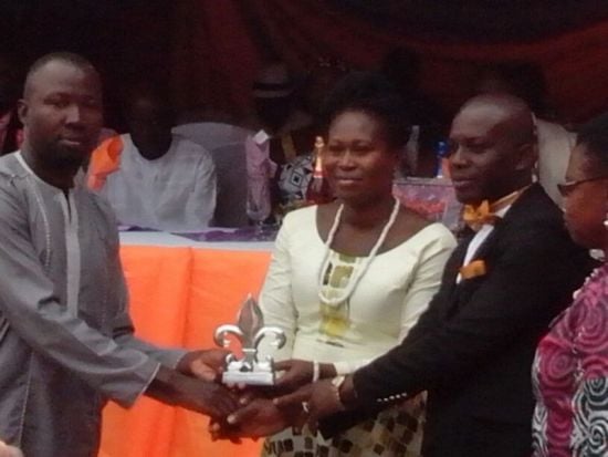 Renowned Ghanaian Sports Journalist 'joe Debrah' Handed Native Award