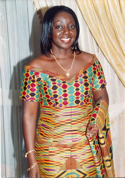 Lady Julia Reaches Out To The Needy In Ashanti