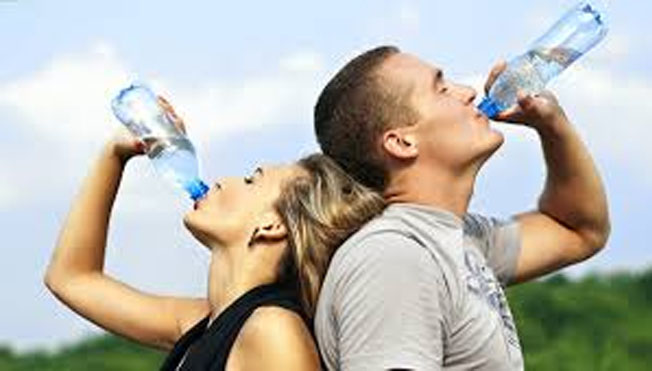 5 Reasons You Should Drink Water Daily