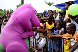 Barney in Ghana – Great Show