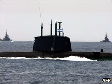 Israel warships pass through Suez