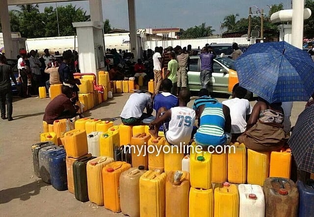 Photo of the week: Yellow gallons, a sign of Ghanaian hardship