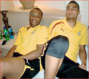 Stars In Danger Of Losing Kevin, Dede