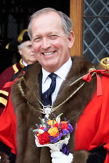 Lord Mayor Of The City Of London Commends Ghana Government