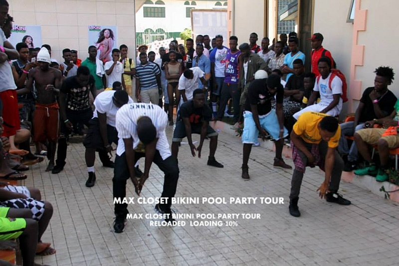 Review – The Pool Party King (Success Kells Gh)