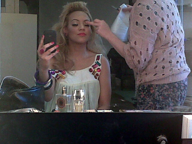 Check Out Model Sarah Ofili....'Killz'