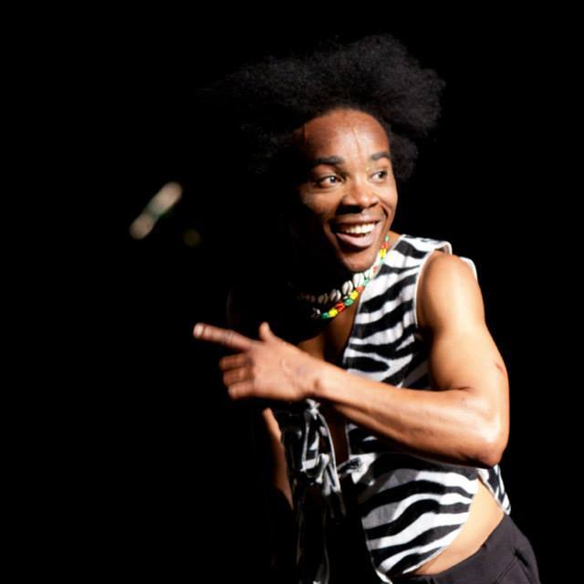 1994 Ghana Dance Champion Lawrence Otoo Returns Home To Make Donations