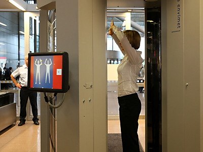 Expensive Body Scanner Test At Hamburg Airport