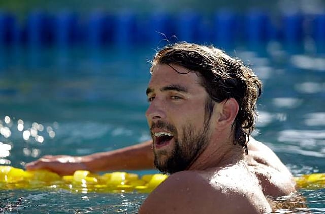 Michael Phelps finishes second in 200m freestyle