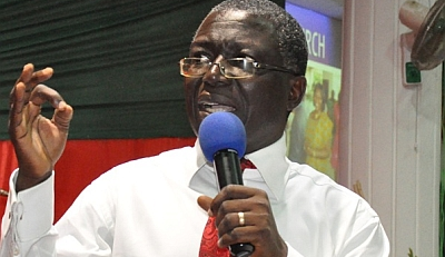 Christians urged to give glory to God instead of themselves