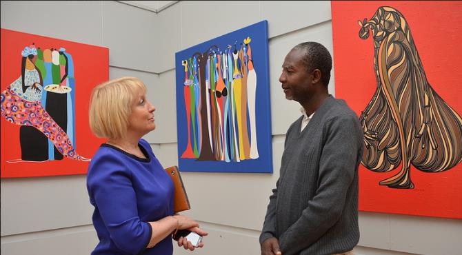 Ghana Showcases Paintings, Artifacts In Moscow