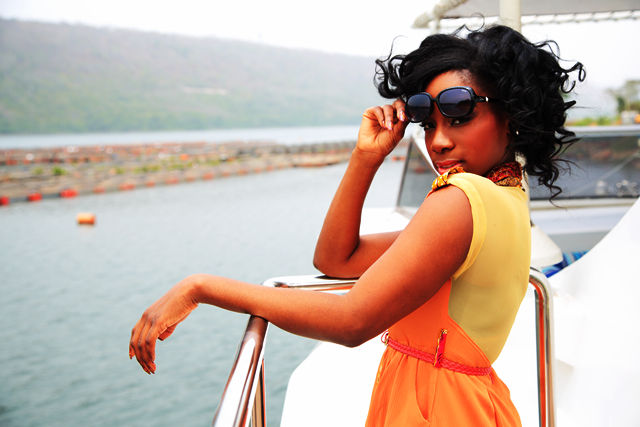 ONE-ON-ONE INTERVIEW WITH RAQUEL