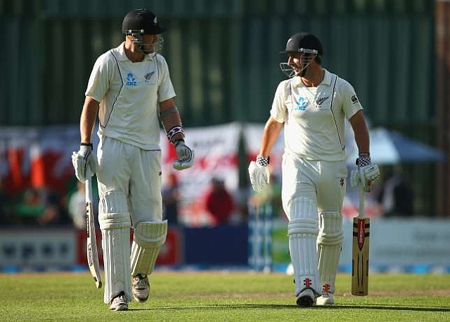 Hamish Rutherford, Peter Fulton lose NZ contracts