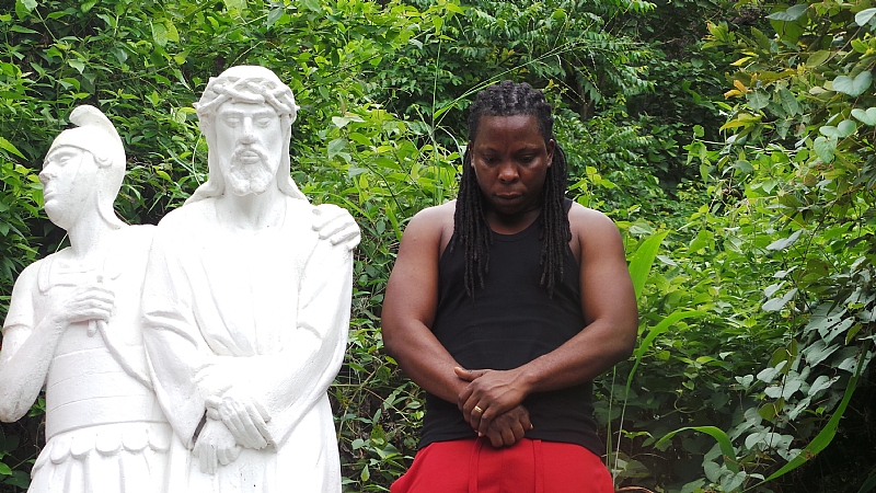 Books And Rhymes Tour: Edem Poses With JESUS On His Way To Kpando