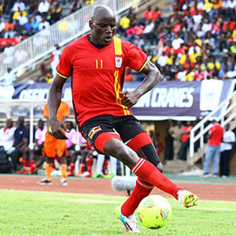 Suspended defender Godfrey Walusimbi to train with Uganda ahead of ...