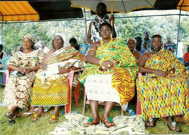 Columbus Welcomes Queen of Chiraa