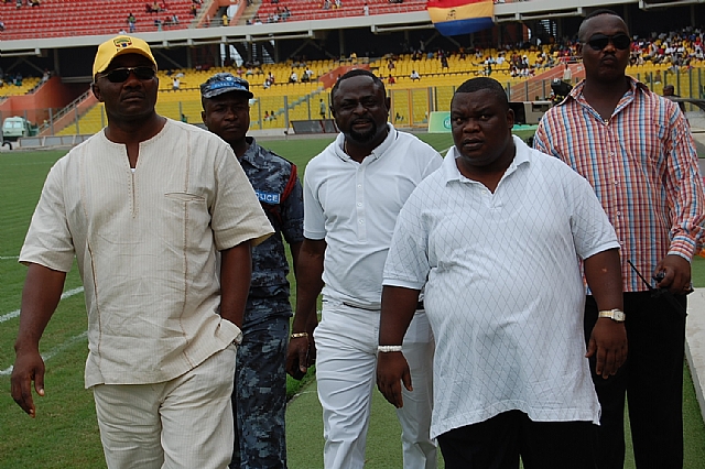 Crisis deepens at Hearts as TT Brothers clashes with Thomas Okine on ...
