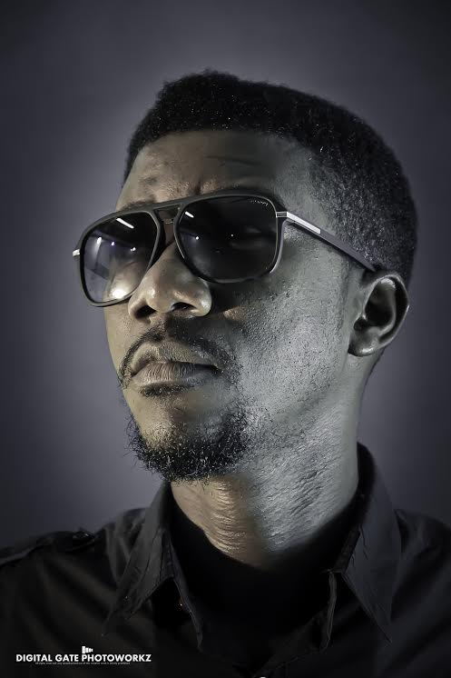 TIC TAC, The Man Between Food And Music