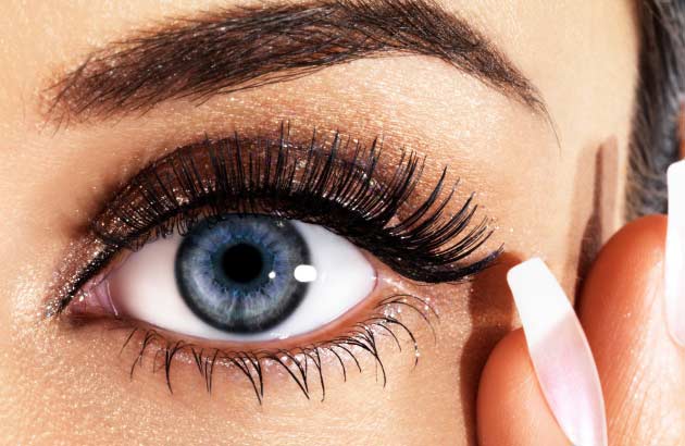 How to Shape Your Eyebrows