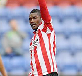 Gyan Touches Hearts …At Korle-Bu