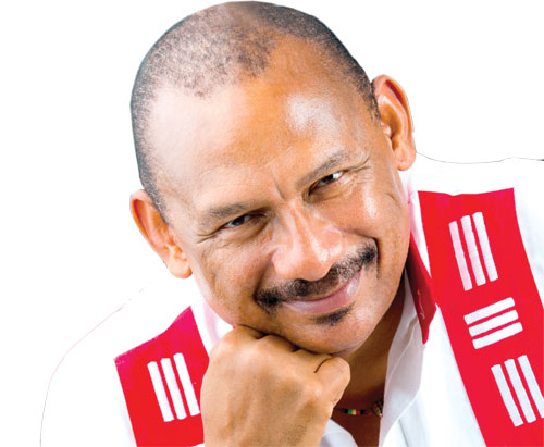 Ben Brako and friends play live at Ashaiman