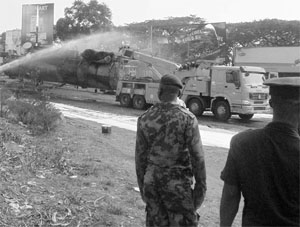 8 Vehicles Burnt In Tanker Fire