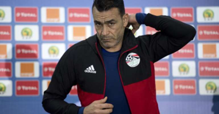 Egypt's legendary goalkeeper becomes oldest to play in Africa Cup of ...