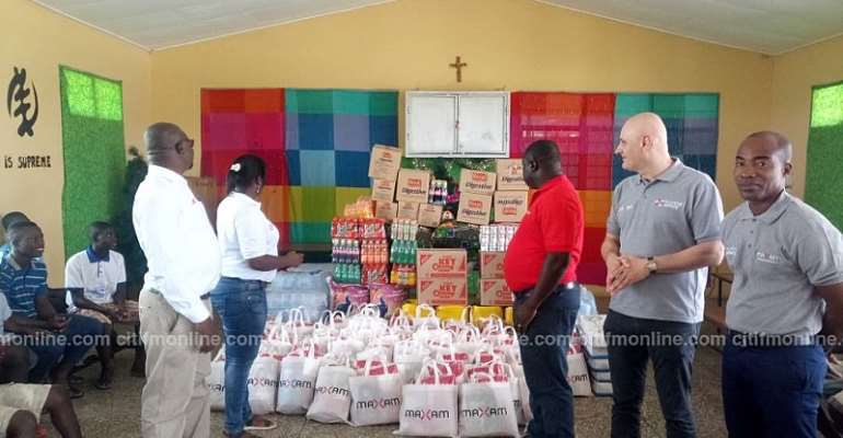 Maxam Ghana Ltd. Makes Christmas Donations