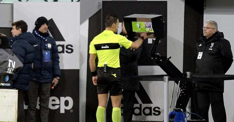 VAR Takes 10 Minutes Over Red Card