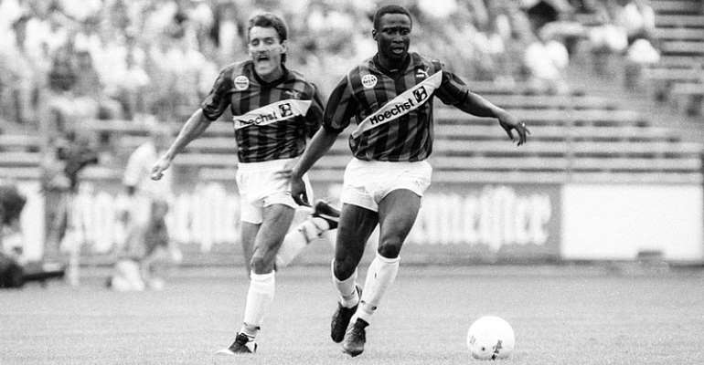 Today in history: Ghana legend Tony Yeboah scores on full Eintracht ...