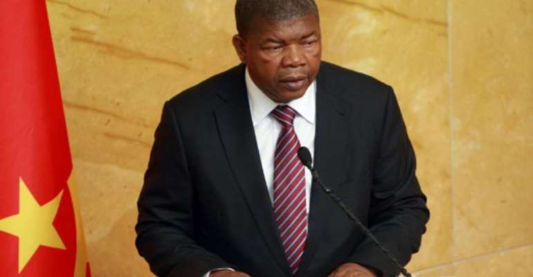 Angola's new leader vows to revive moribund economy