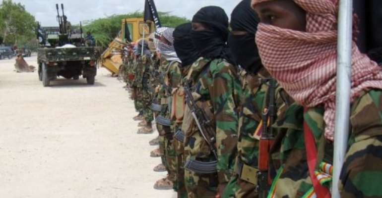 Kenyan jets kill '60 or more' Somali militants