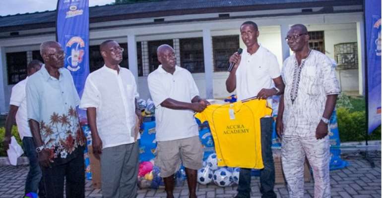 Accra Academy 2000 Alumni Inaugurated Donates Sports Equipment To School