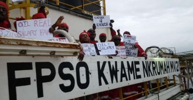 Demo at sea: Ghanaian rig workers protest on FPSO