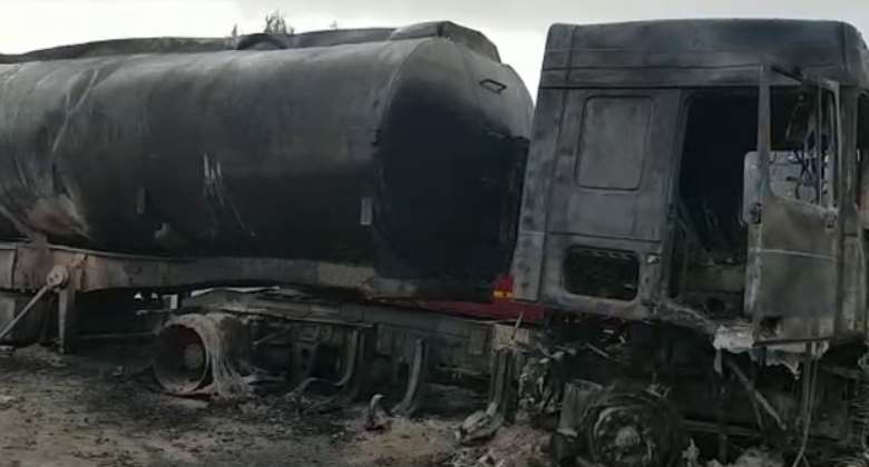 Tanker Explosion Destroys 7 Cars And Shop