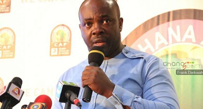 Former Sports Minister Isaac Asiamah returns official vehicles as he ...