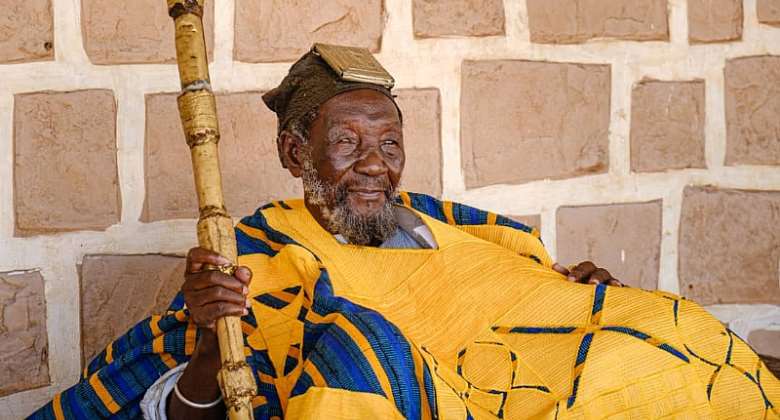 High court rescinds arrest warrant for overlord of Mamprugu, kingmakers ...