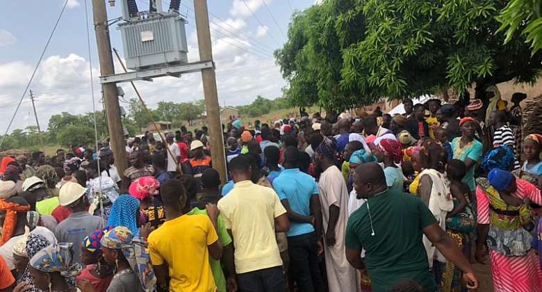 Salaga South MP Hon. Hajia Zuwera commissions light for the people of ...