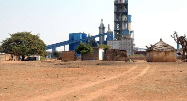 African cement giant in $4 bn deal with Chinese builder