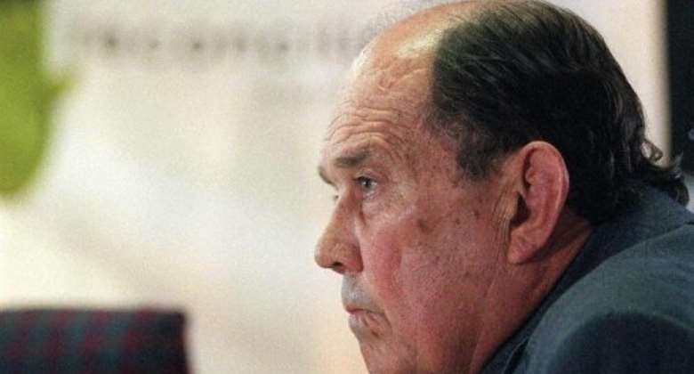 Apartheid defence minister Magnus Malan dies
