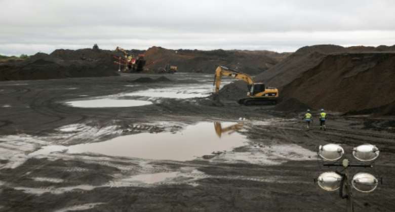 In Gabonese city, the two faces of a mining boom