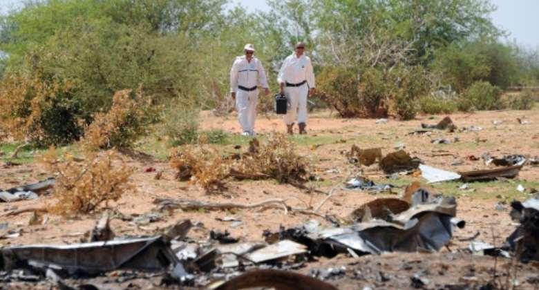 Report blames deadly Air Algerie crash on pilot errors