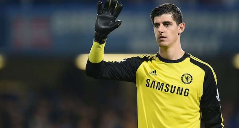 Thibaut Courtois penalty wins it for Chelsea after PSG draw