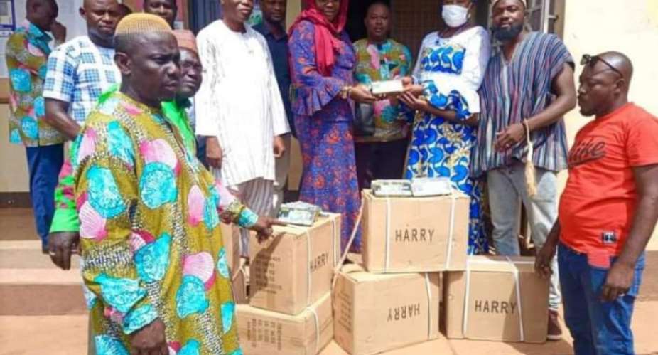 Salaga South MP donates 1,100 mathematical sets to BECE candidates