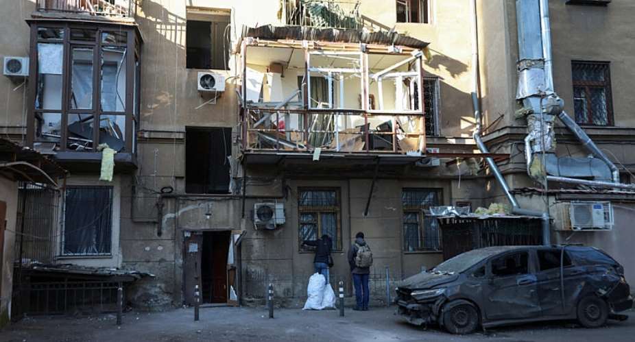 Brussels lays out €90bn loan for Ukraine with military focus